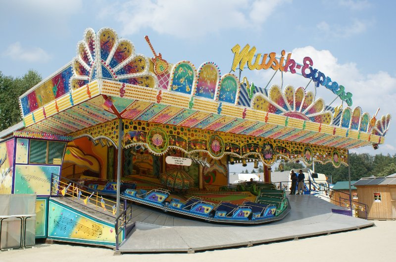 Musik-Express | Amusement park rides, Roller coaster, Amusement park